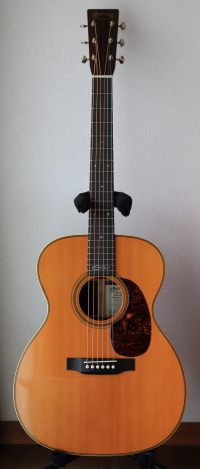 Martin OOO-28EC
